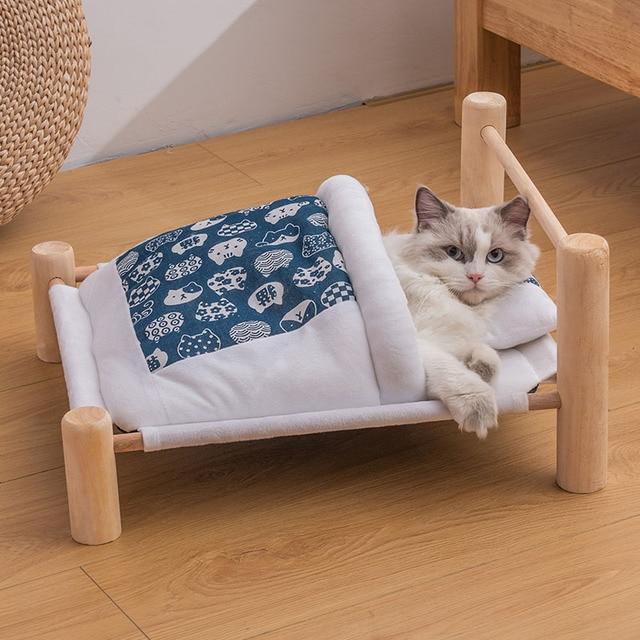 Cute Mini Wooden Cat Bed with Blanket – I Love Kittys